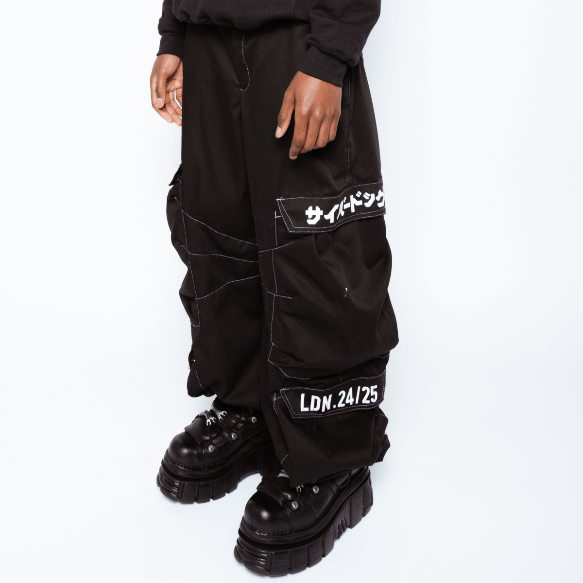 PROTON PANTS BLACK – Cyberdog
